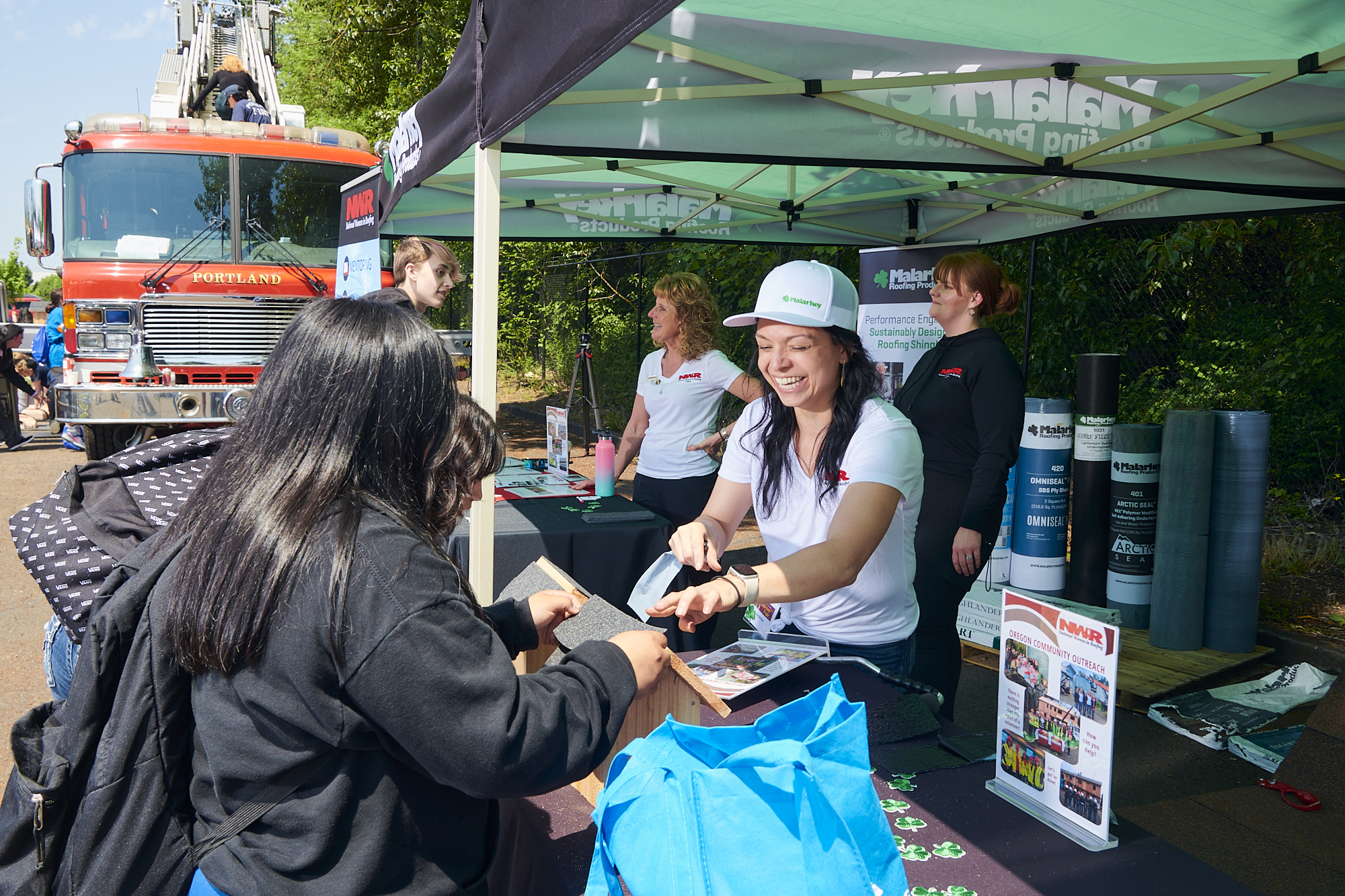 Malarkey, NWiR Share Careers in Roofing with Oregon Tradeswomen ...