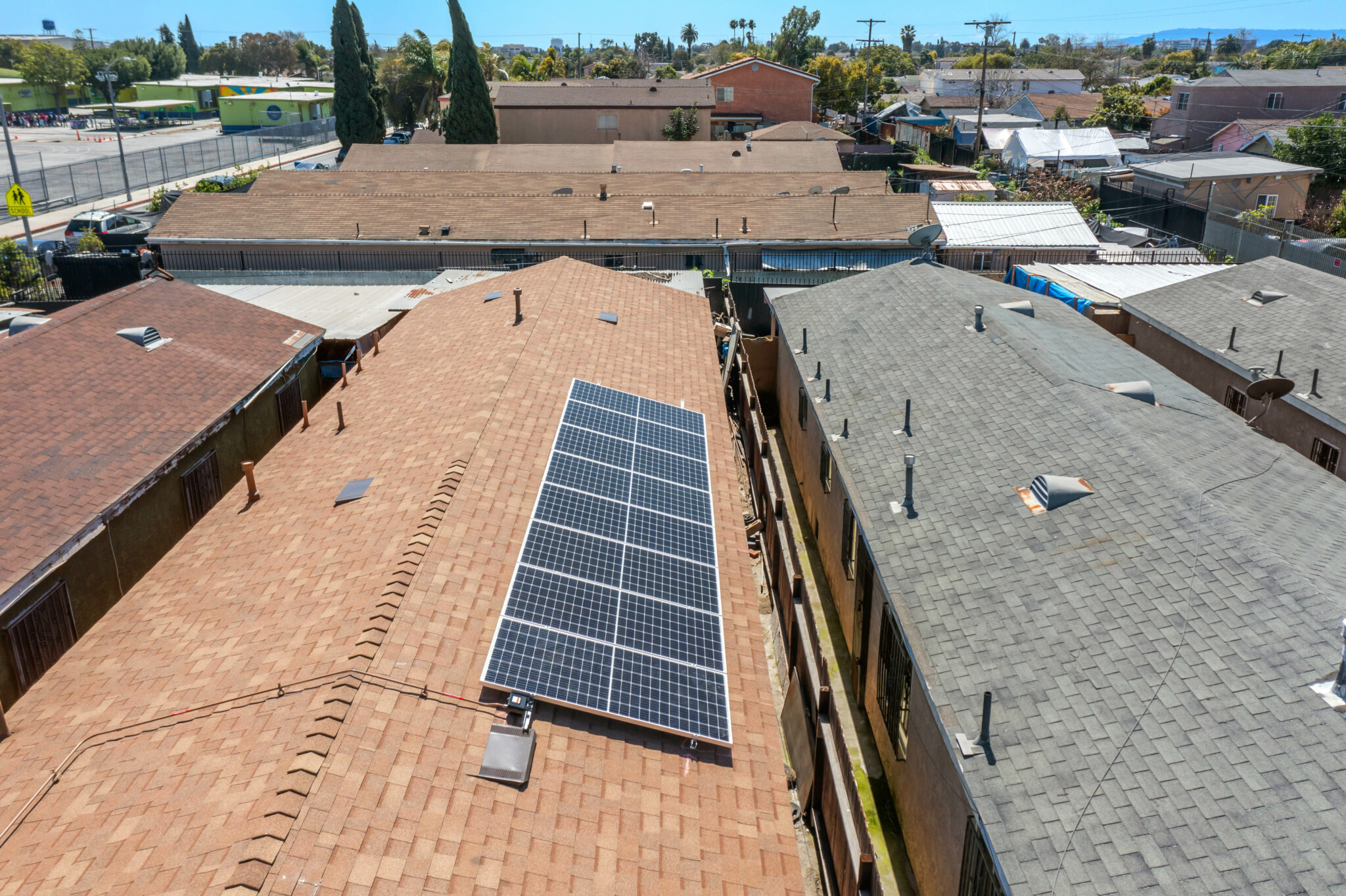 Malarkey’s Cool, Smog-Reducing Roofing Shingles Part of LA Circular ...