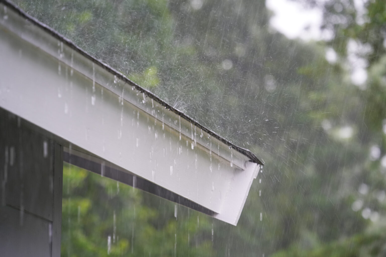 How to Prepare Your Roof for Storms - Malarkey Roofing Products